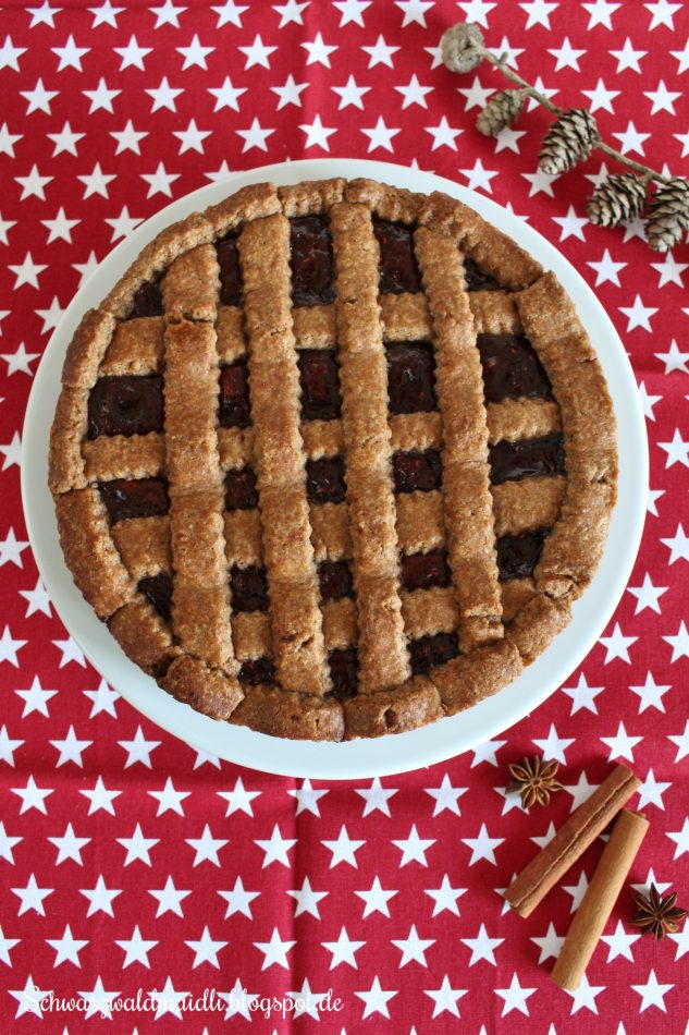 Türchen Nr. 17 – Linzertorte – Der Schlüssel zum Glück